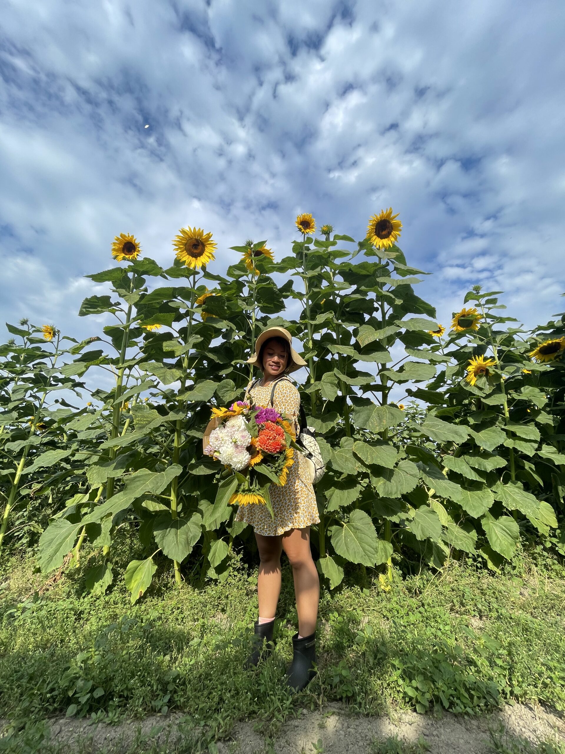 Chilliwack Sunflower Festival 2022 - Mag Mei Adventures