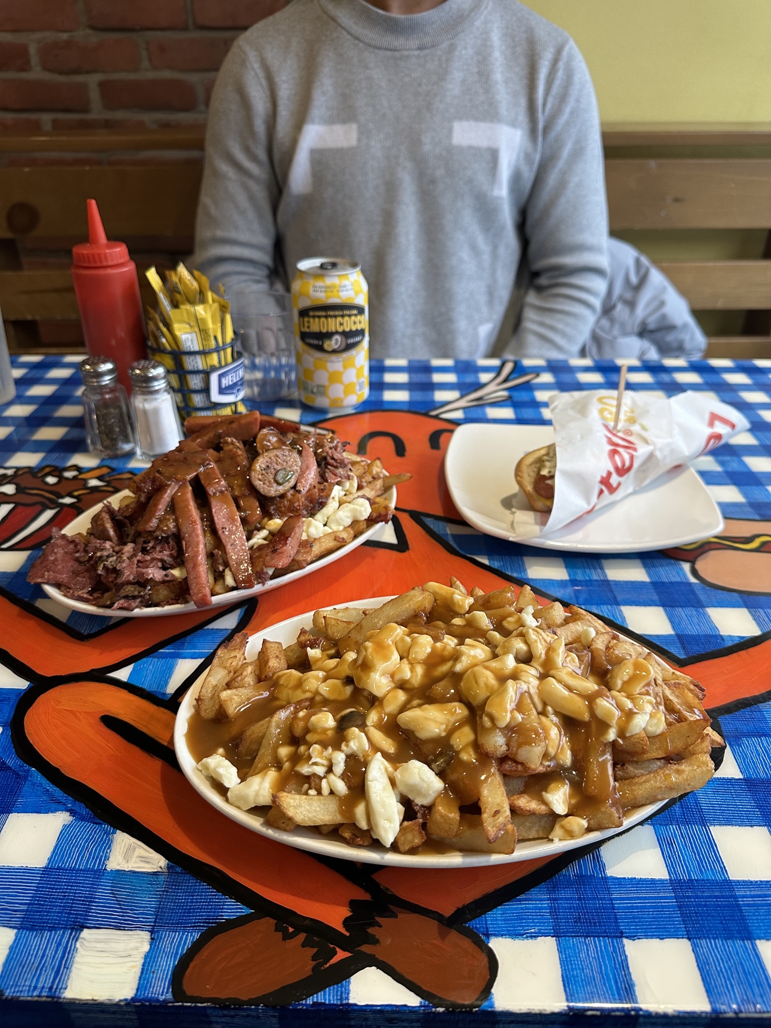 La Banquise Poutinere, Montreal - Mag Mei Adventures