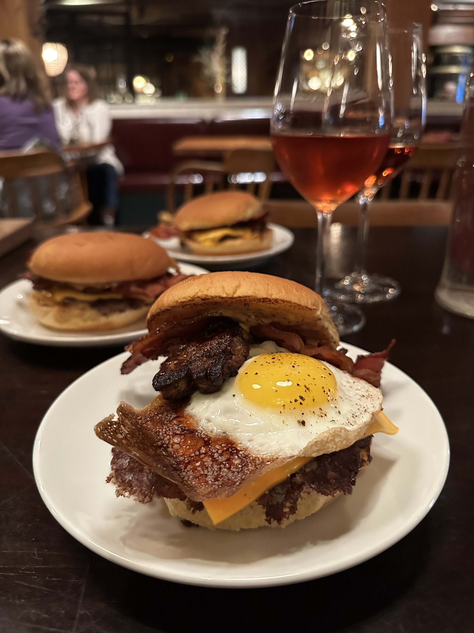 Pourhouse, happy hour - Mag Mei Adventures