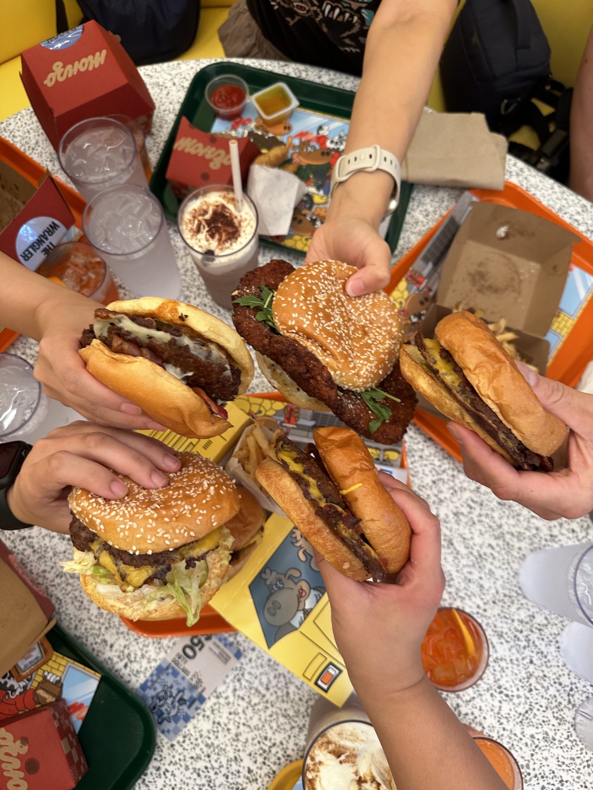 Monzo Burger - Mag Mei Adventures