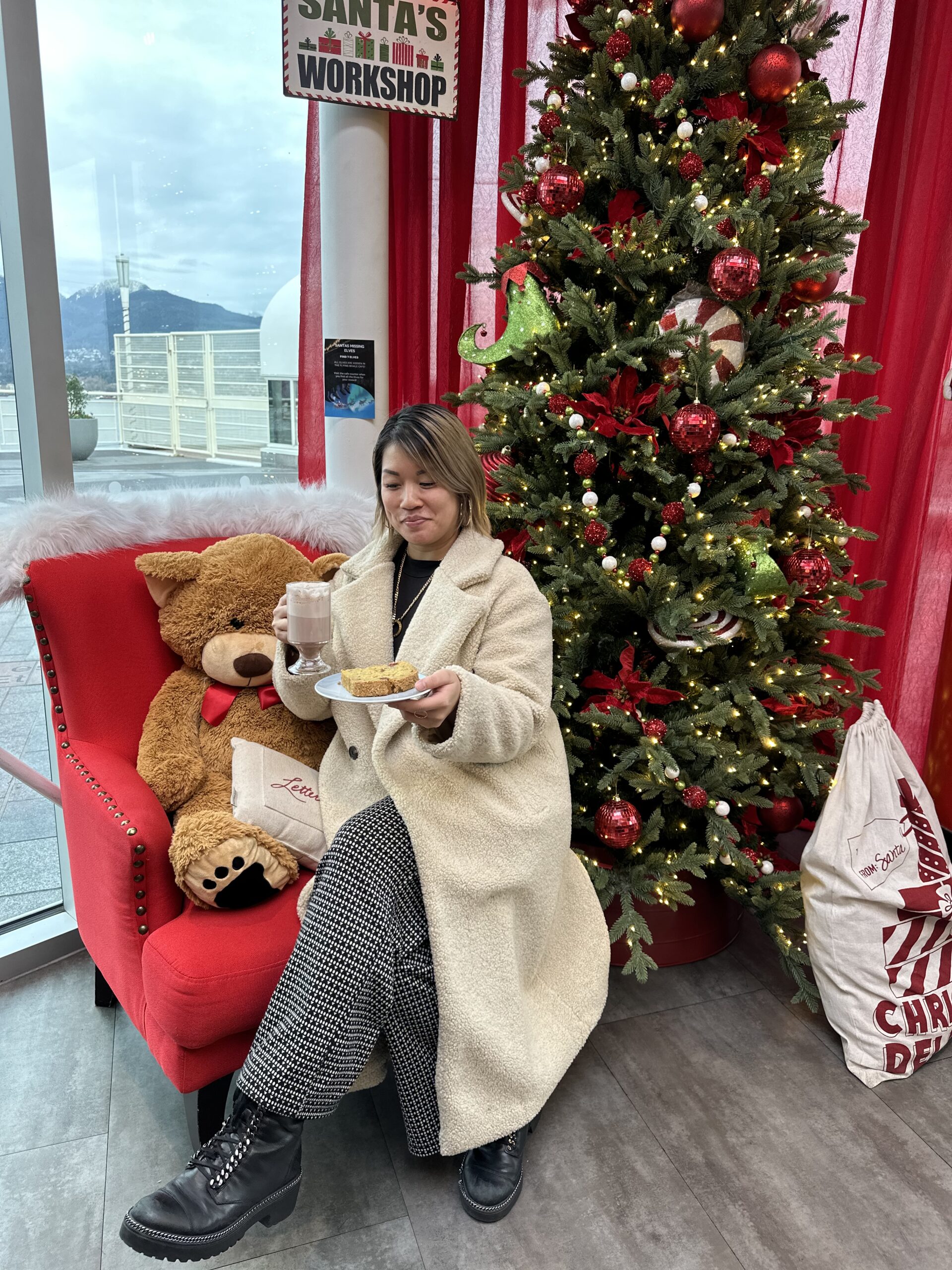 Flyover Canada, Soar with Santa 2024 - Mag Mei Adventures